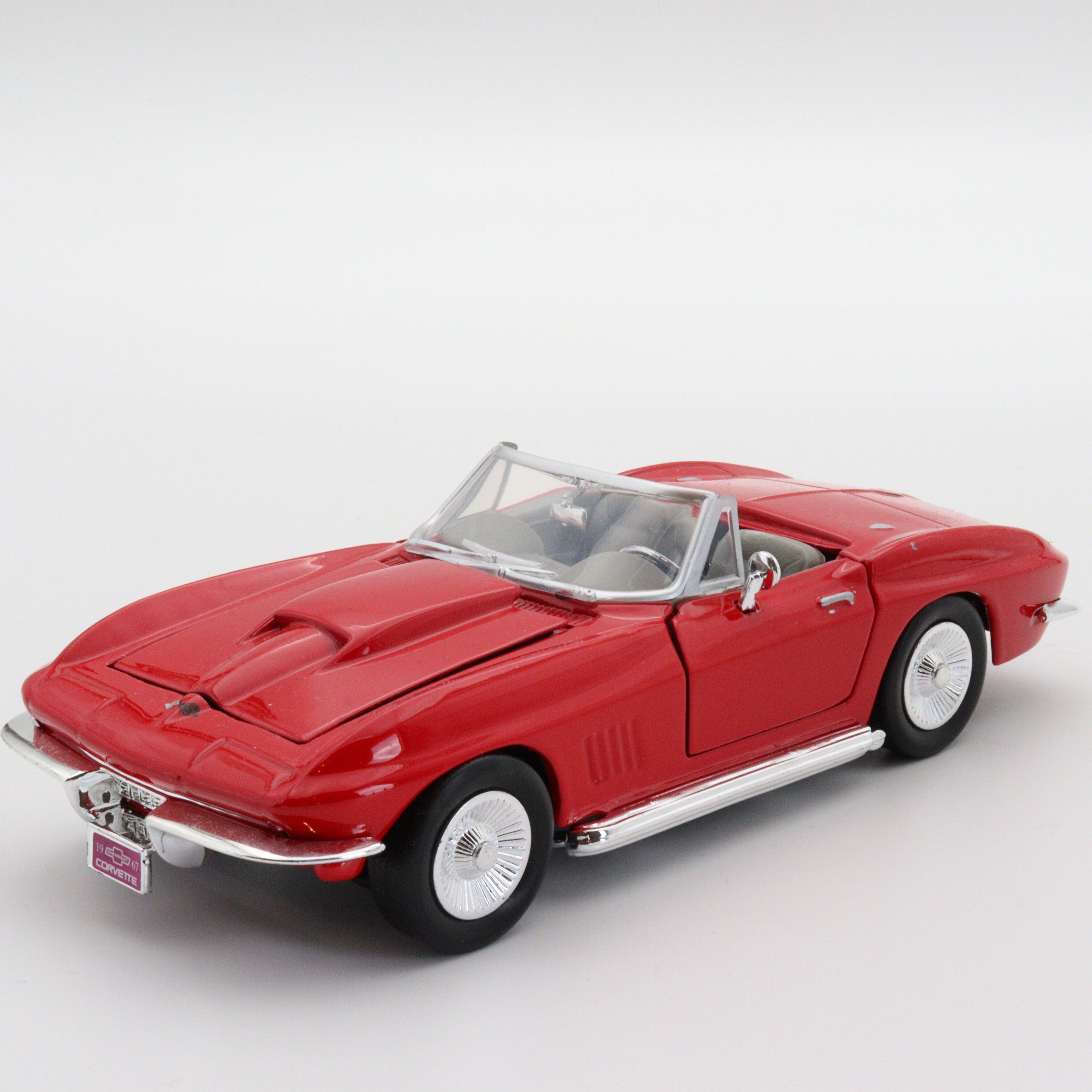 Motormax 1967 Corvette|Scale 1/24 Vintage Diecast Model Car|Classic Re ...